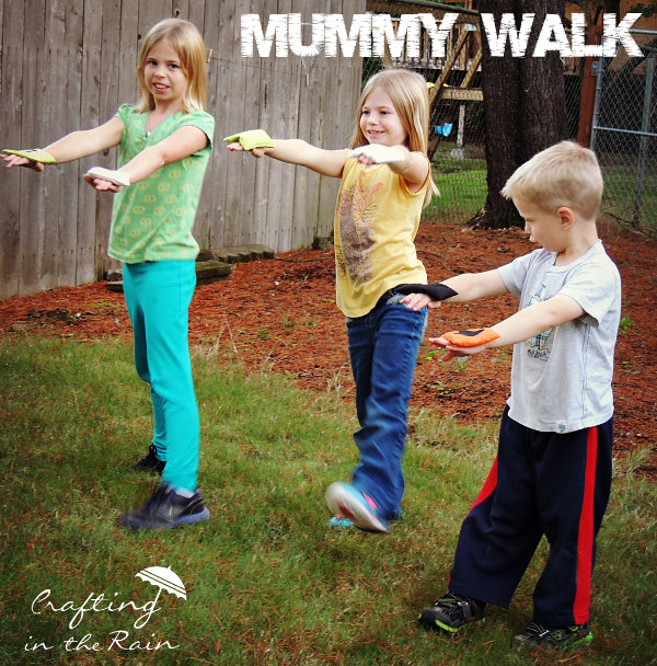 How to make Bean Bags + Halloween Games | Craftaholics Anonymous ...